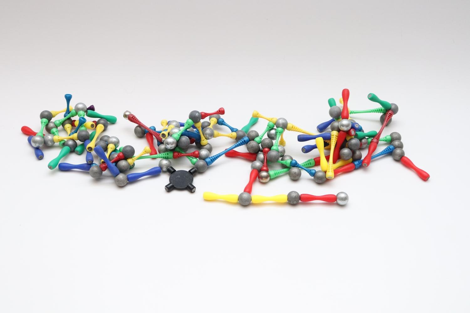 Magnetische bolletjes & staafjes - Fijne motoriek spelen - edukleuter ...